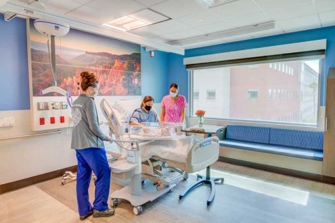 Maternity Suite Photos | Centennial Hills Hospital