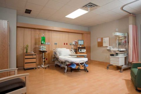 Maternity Suite Photos | Centennial Hills Hospital